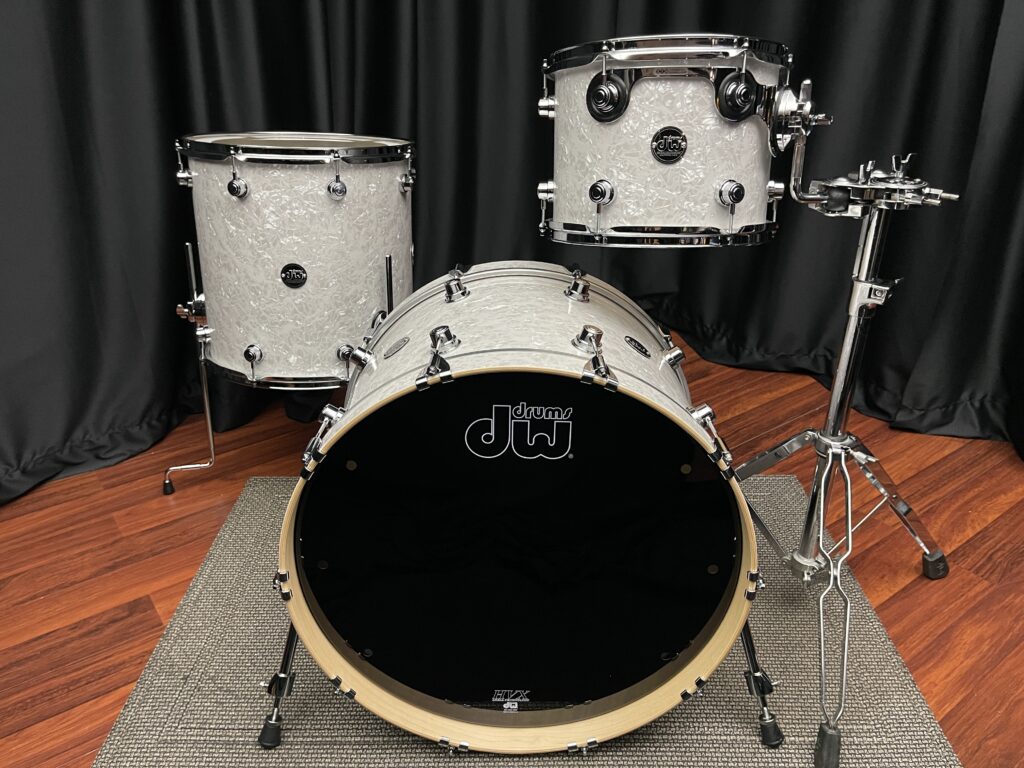 DW Drums Performance Series Maple 3pc White Marine Pearl Kit - Dales ...