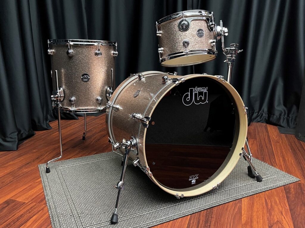 Drum Workshop Performance Series Drum Set Maple Bermuda Sparkle 12, 14 ...